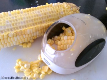 Toasted Sweet Corn with Avocado & Crispy Bacon | Modern Hen home